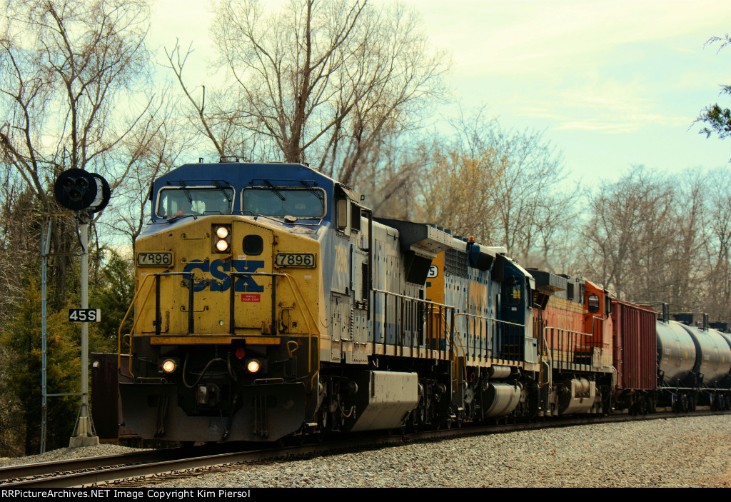 CSX 7896 K041 Crude Oil Empties